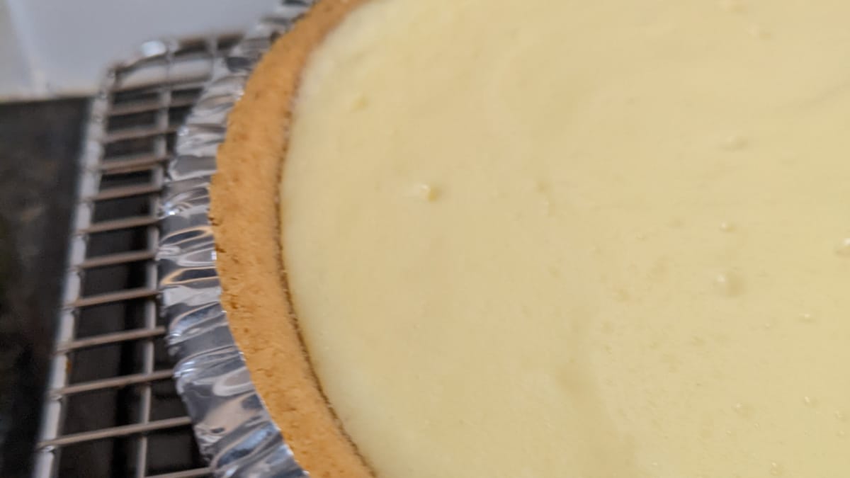 How To Make CHEESECAKE With Graham Cracker Crust